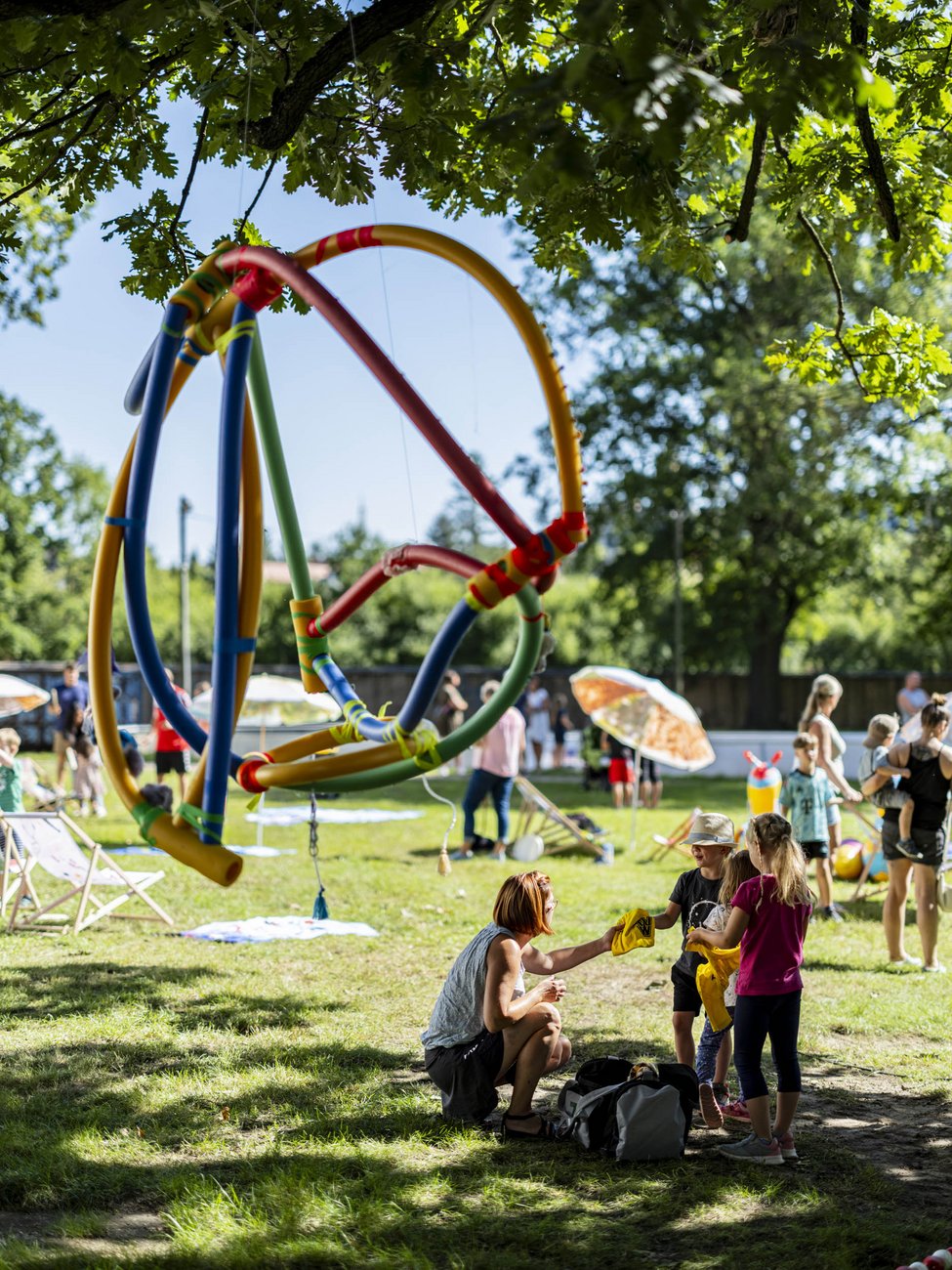 SKD: Poolpropaganda in Wermsdorf