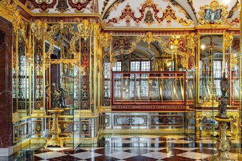 SKD: Royal Palace